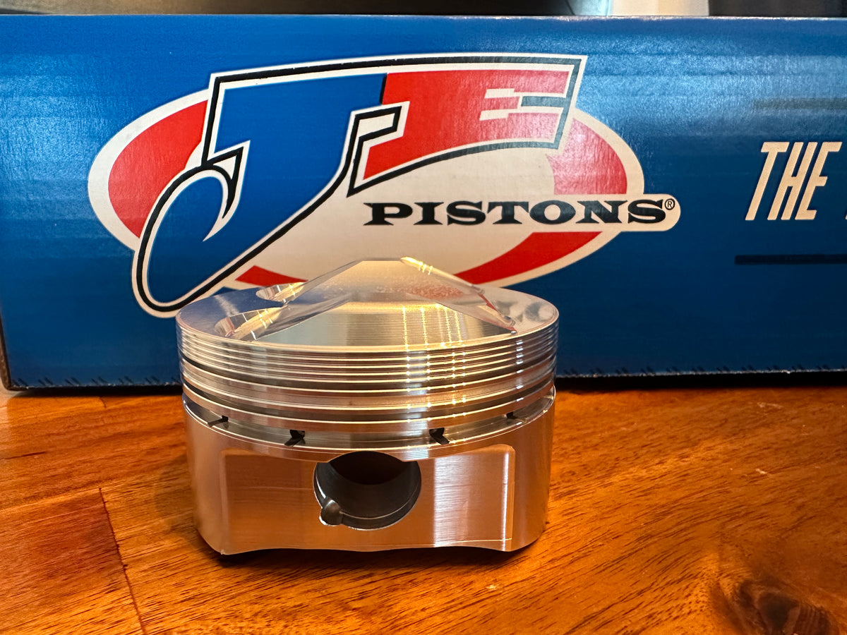 Audi 4.2 32 Valve R8, RS4, S5 13:1 Compression Piston Set – AMTuned